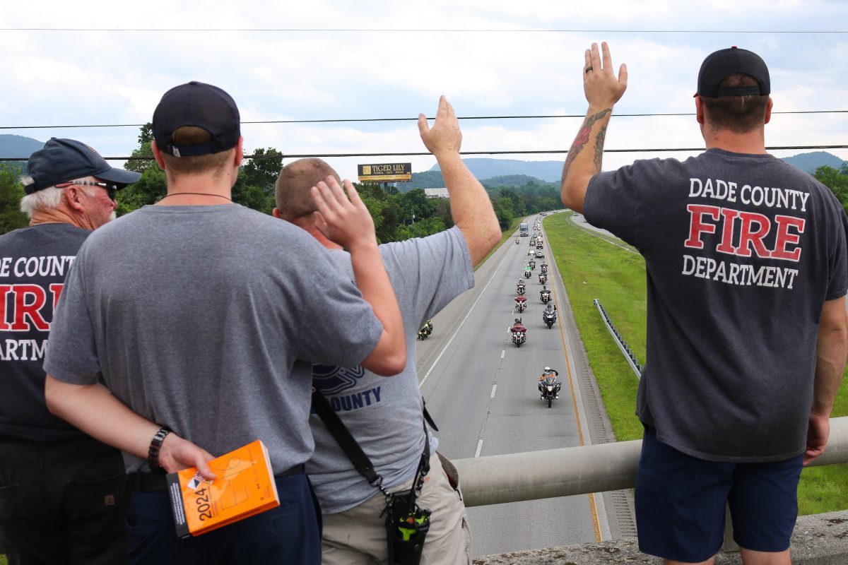 Dade Greets Veteran Motorcycle Crew – Dade County Sentinel